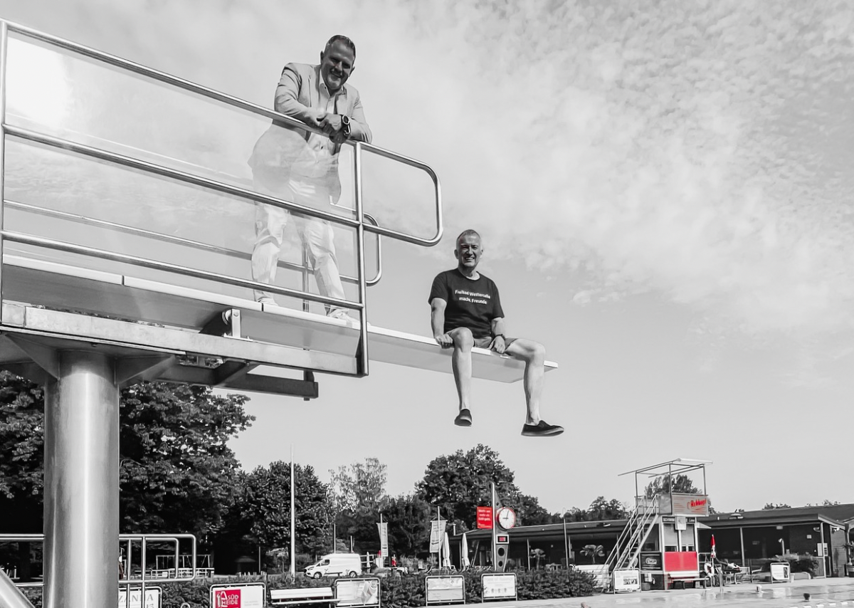 Neues Sprungbrett für den 3-Meter-Turm im Freibad Westercelle ...